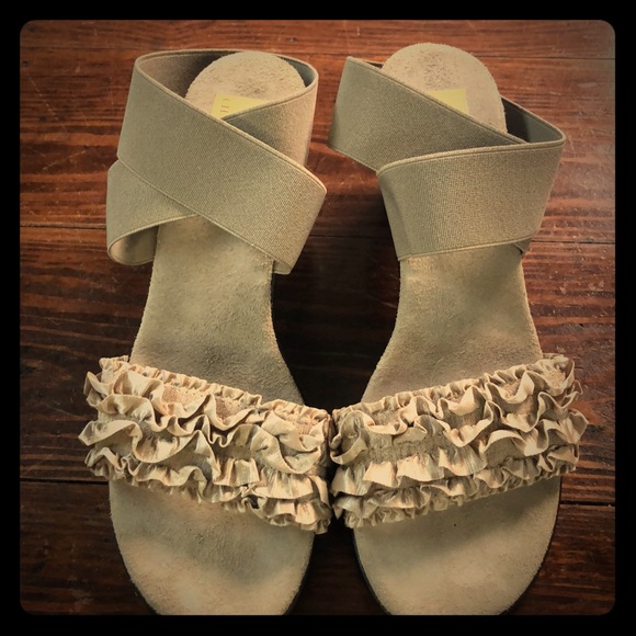 CHARLESTON SHOE CO. | Shoes | Wrap Ankle Sandals | Poshmark
